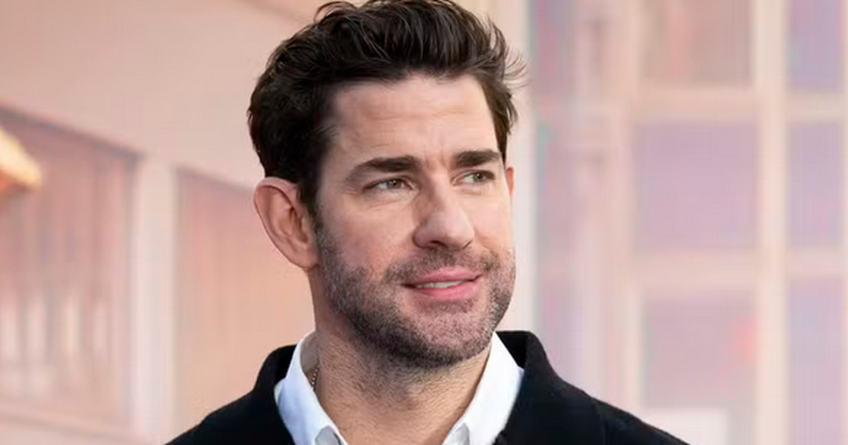 John Krasinski é eleito o homem mais sexy do mundo de 2024 pela revista ...